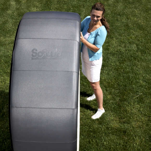 Softub 220 - 4 Person Hot Tub - BayTub Softubs Canada